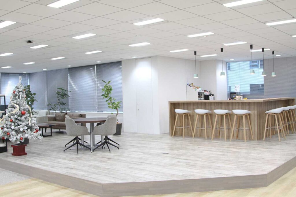 AMBL株式会社様 - 入退室管理システム iDoors - クラウド型入退室管理